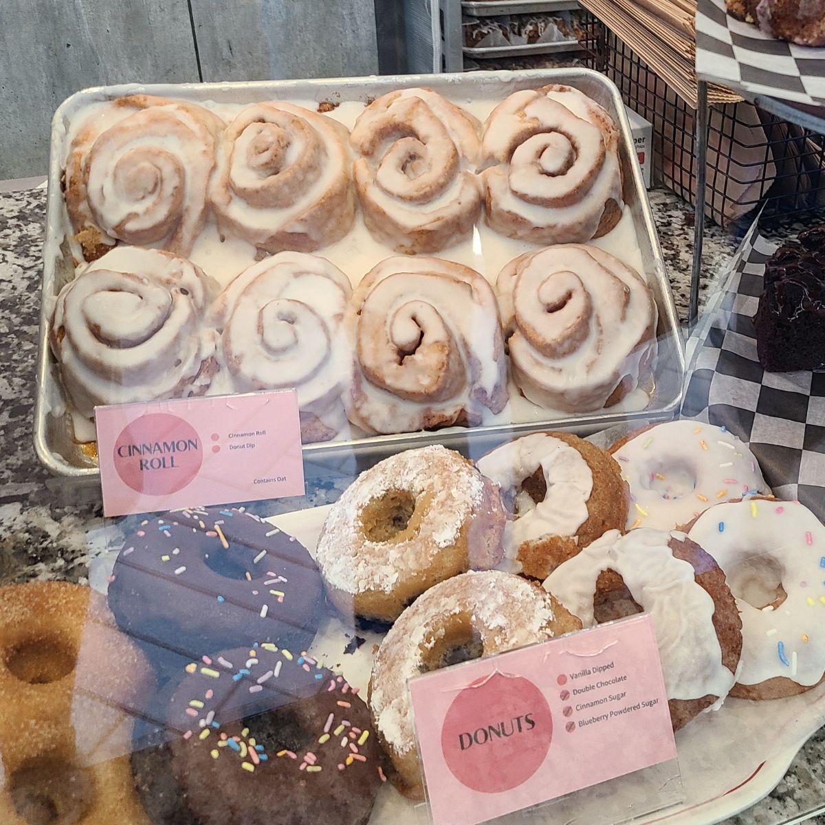 Disney Springs Gluten Free Bakery: Erin McKenna's - simplifyorlando.com